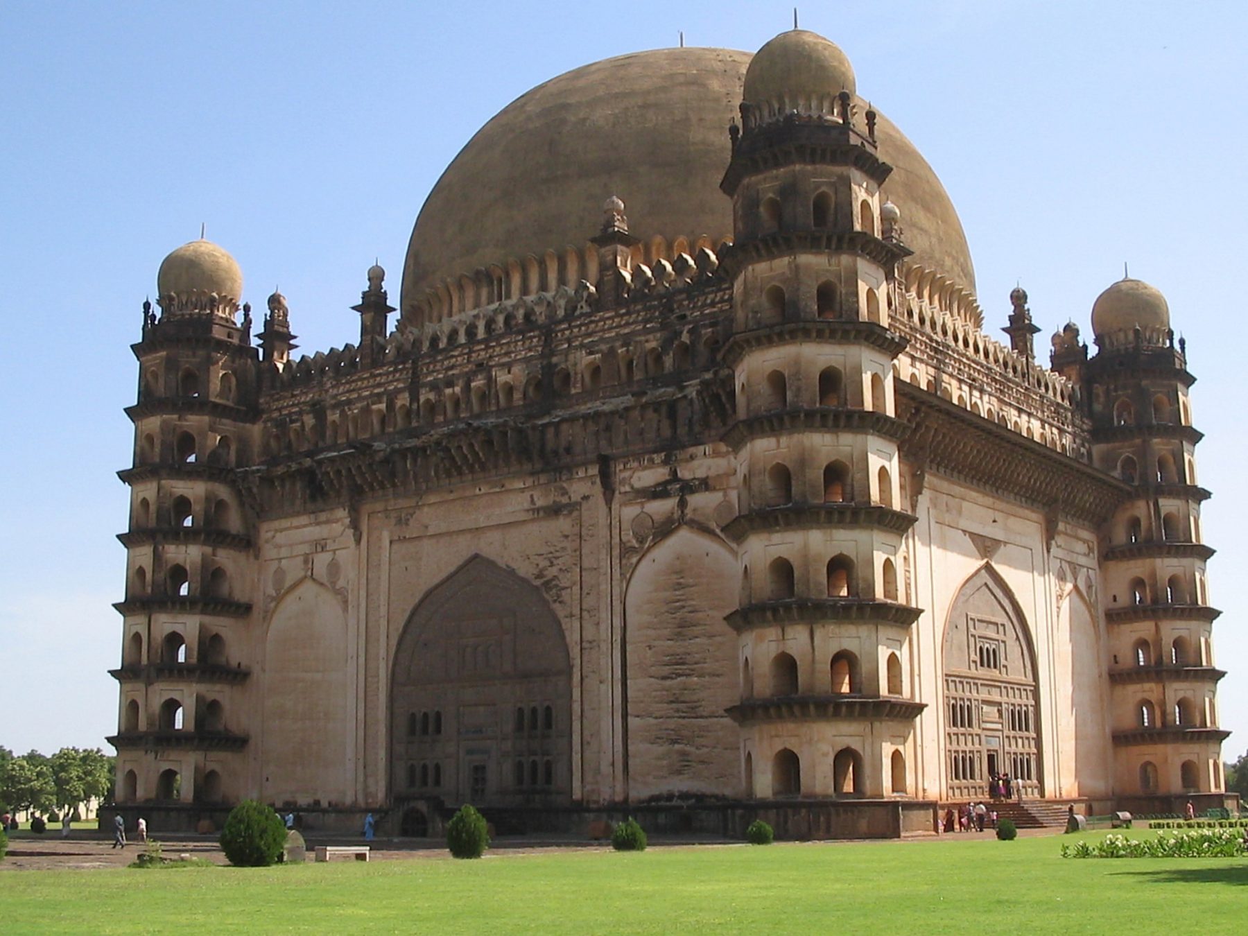 Bijapur - Ynorme
